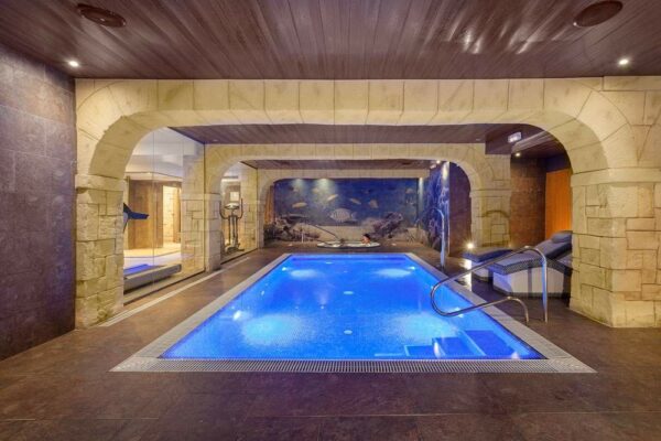 Hotel in Blanes - Beachfront hotel with SPA
